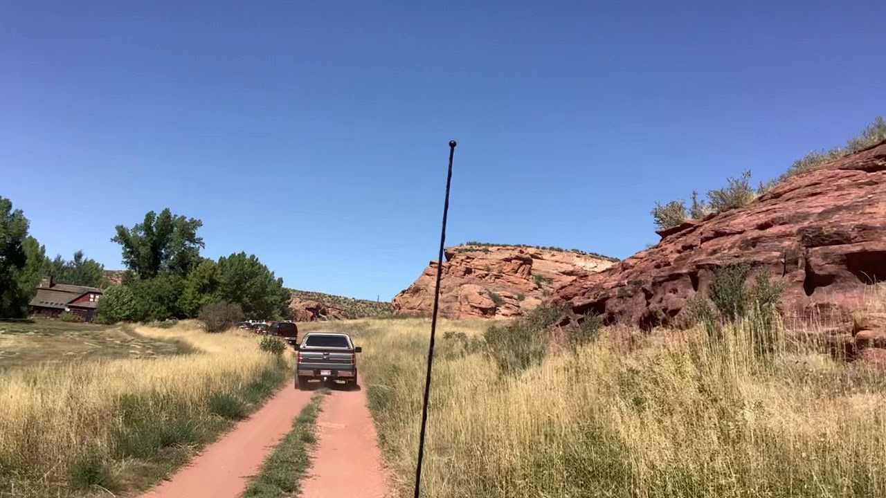 Entry to Roberts Ranch - YouTube