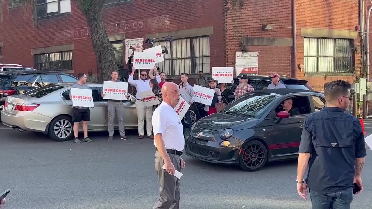 Close Senate races in Georgia and Pennsylvania - YouTube