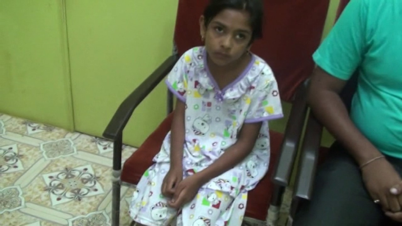 Akshada Patil Conginital Paralysis Research Case Eng - YouTube