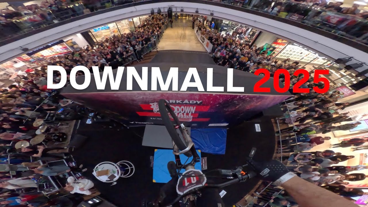 FASTEST RUN THROUGH SHOPPING MALL - Downmall 25 winning run - YouTube