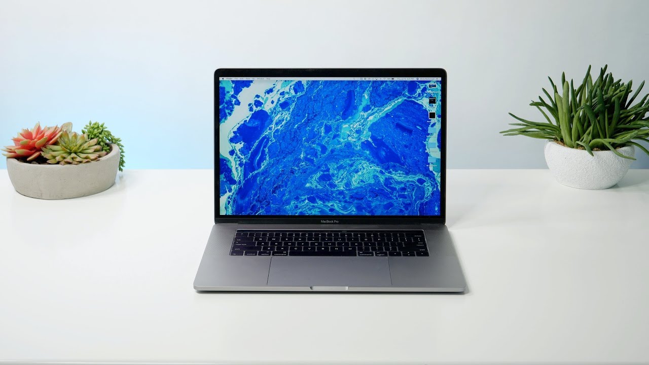 Apple’s New 2018 6-Core MacBook Pros With TrueTone: My Thoughts - YouTube