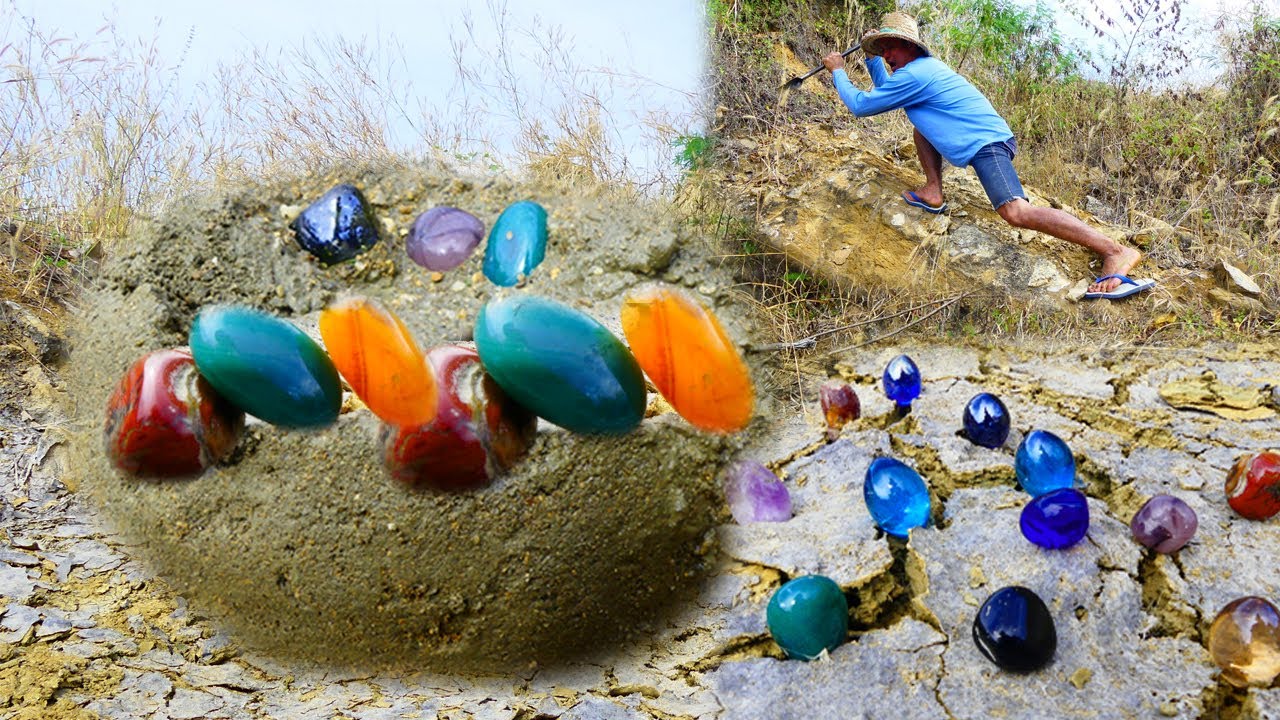 Find treasure gems cell in the crater. I found this cell covered in ...