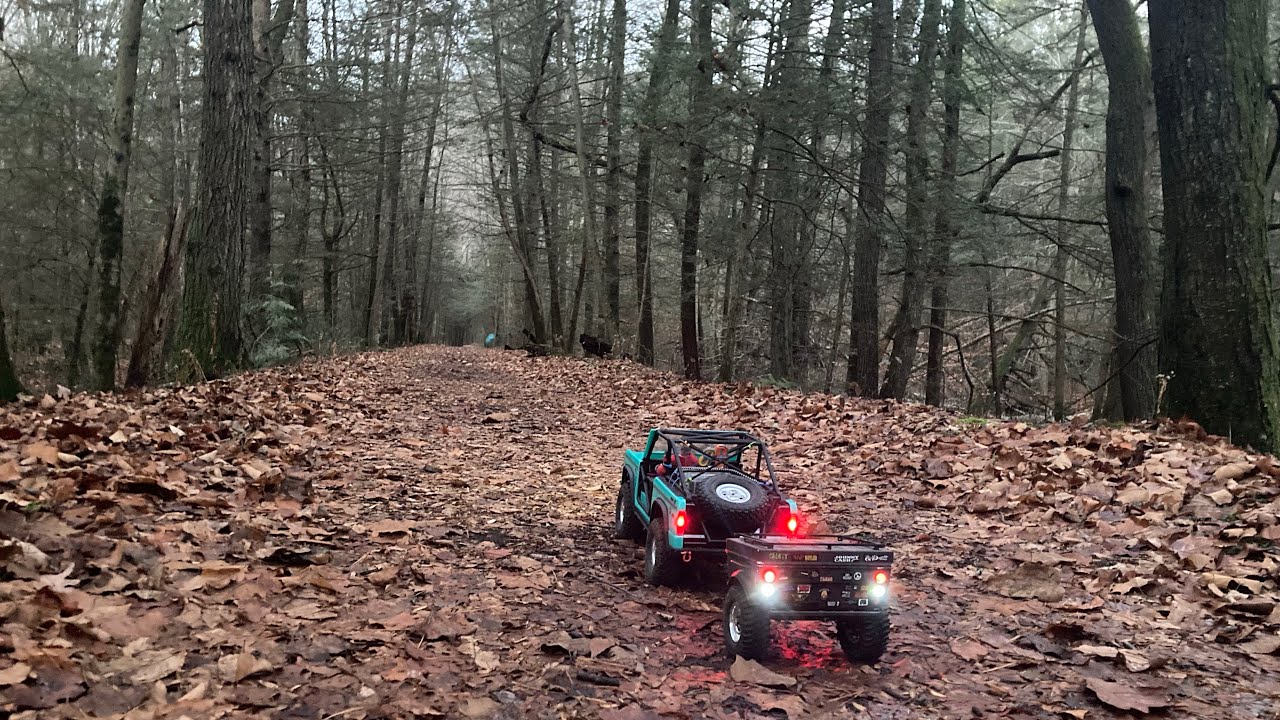 Axial scx 10iii jeep & Bronco with camper trailer/ testing new rear ...