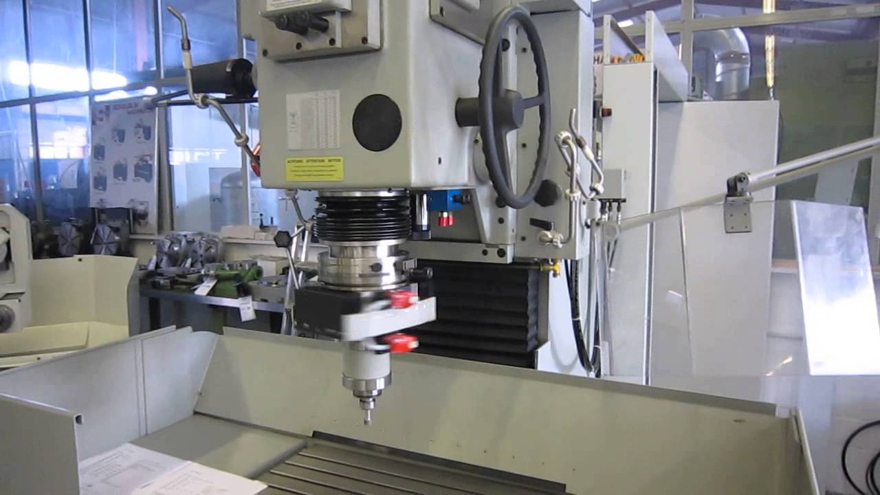 HAUSER S3 CNC X,Y,C,U RETROFIT FANUC Oi-MD - YouTube