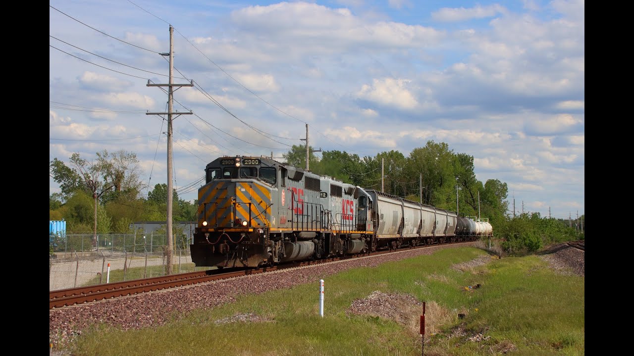A KCS Grey Kind Of Day Around St. Louis! Multiple "Grey Ghost" Units (5 ...