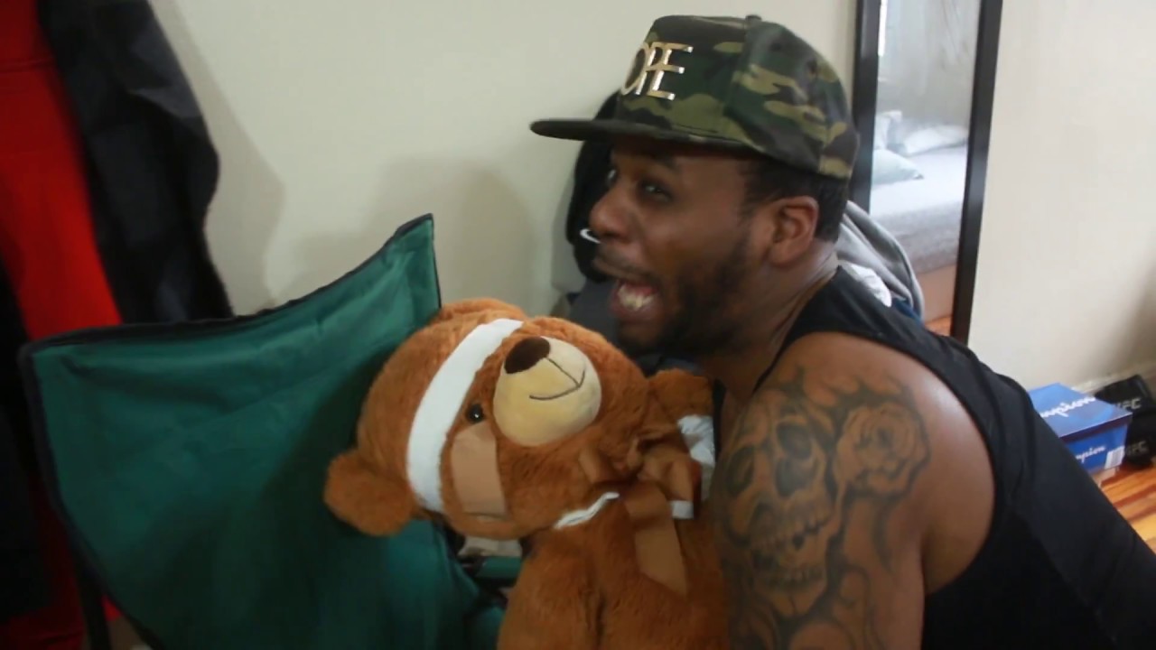 Ice B- Thirsty ft AJD (Official Music Video) - YouTube