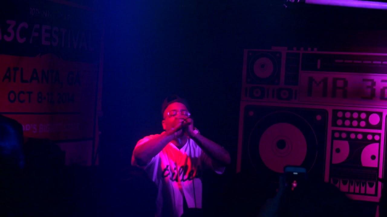 Doughbeezy "Pass The Swisher" - YouTube
