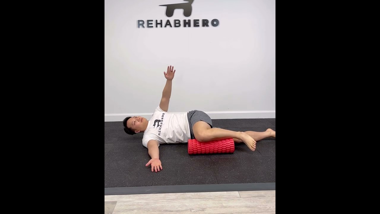 Thoracic Open Book - How to stretch the upper back, mobility exercise ...