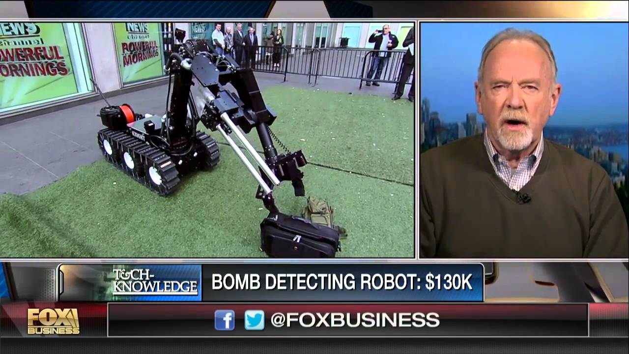 The latest robot technology to detect bombs - YouTube