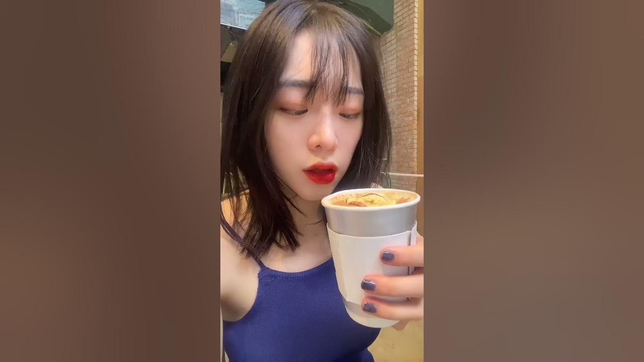 華燈初上未來版咖啡廳skrskr - YouTube