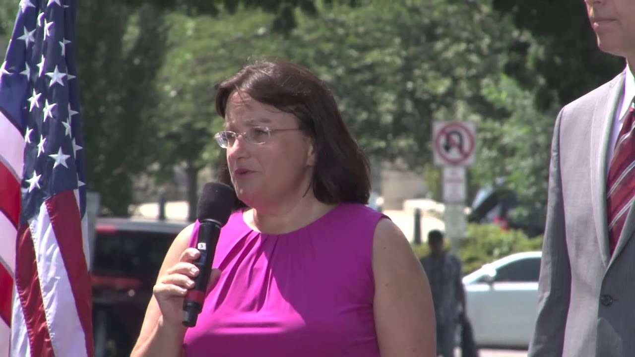 Rep. Annie Kuster Talks Problem Solving at the No Labels Rally to Make ...