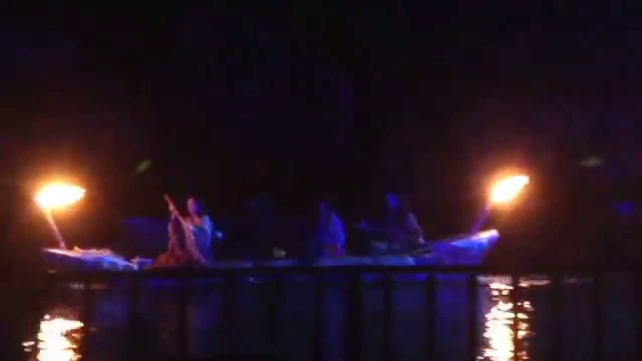 Fantasmic - Hollywood Hills Amphitheater - Disney World - YouTube