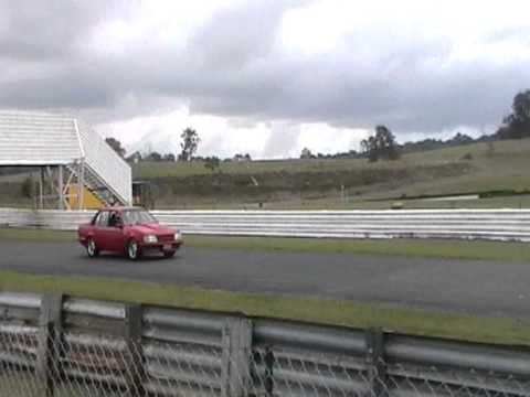 Lakeside Raceway Qld - trackday 24/09/2010 - YouTube