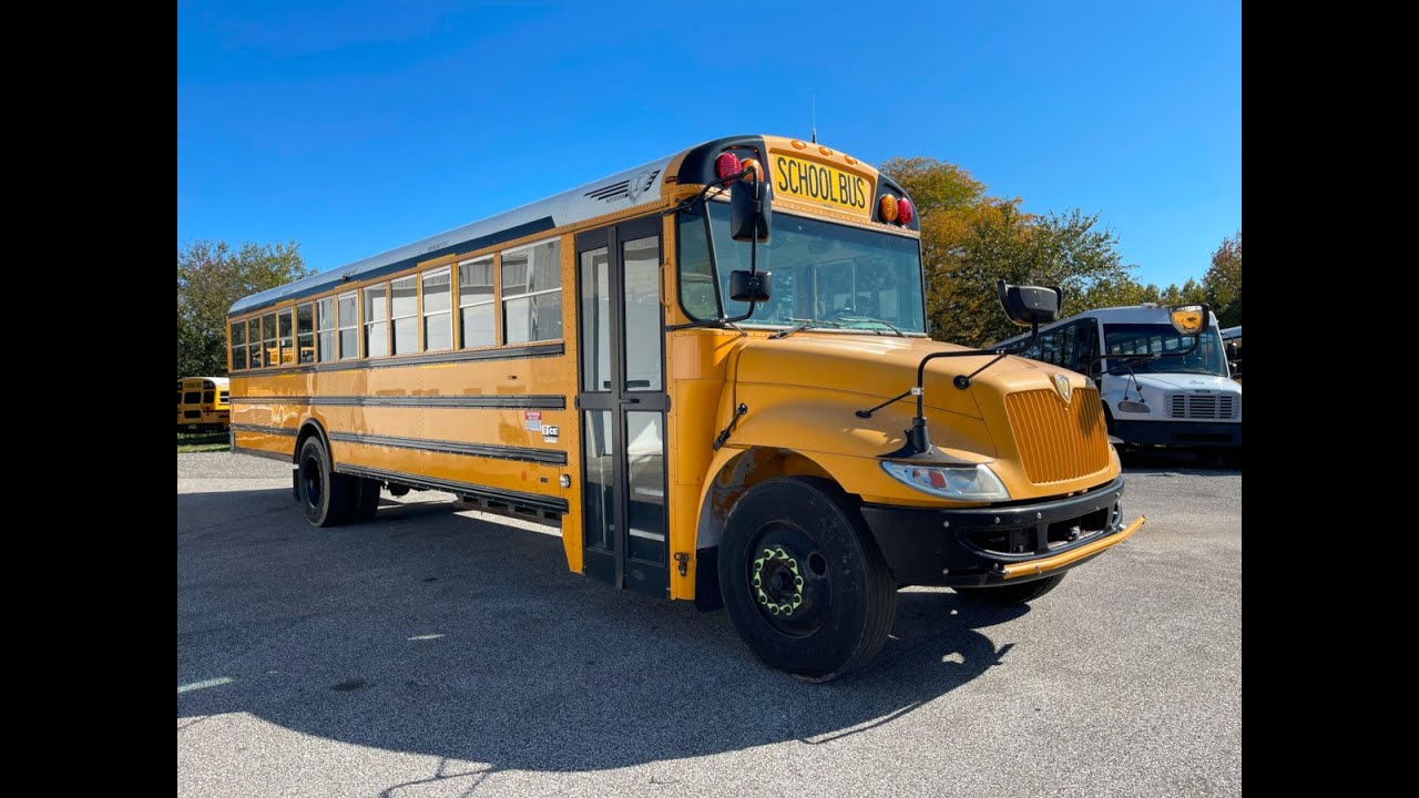 #9922 | 2014 International School Bus - YouTube