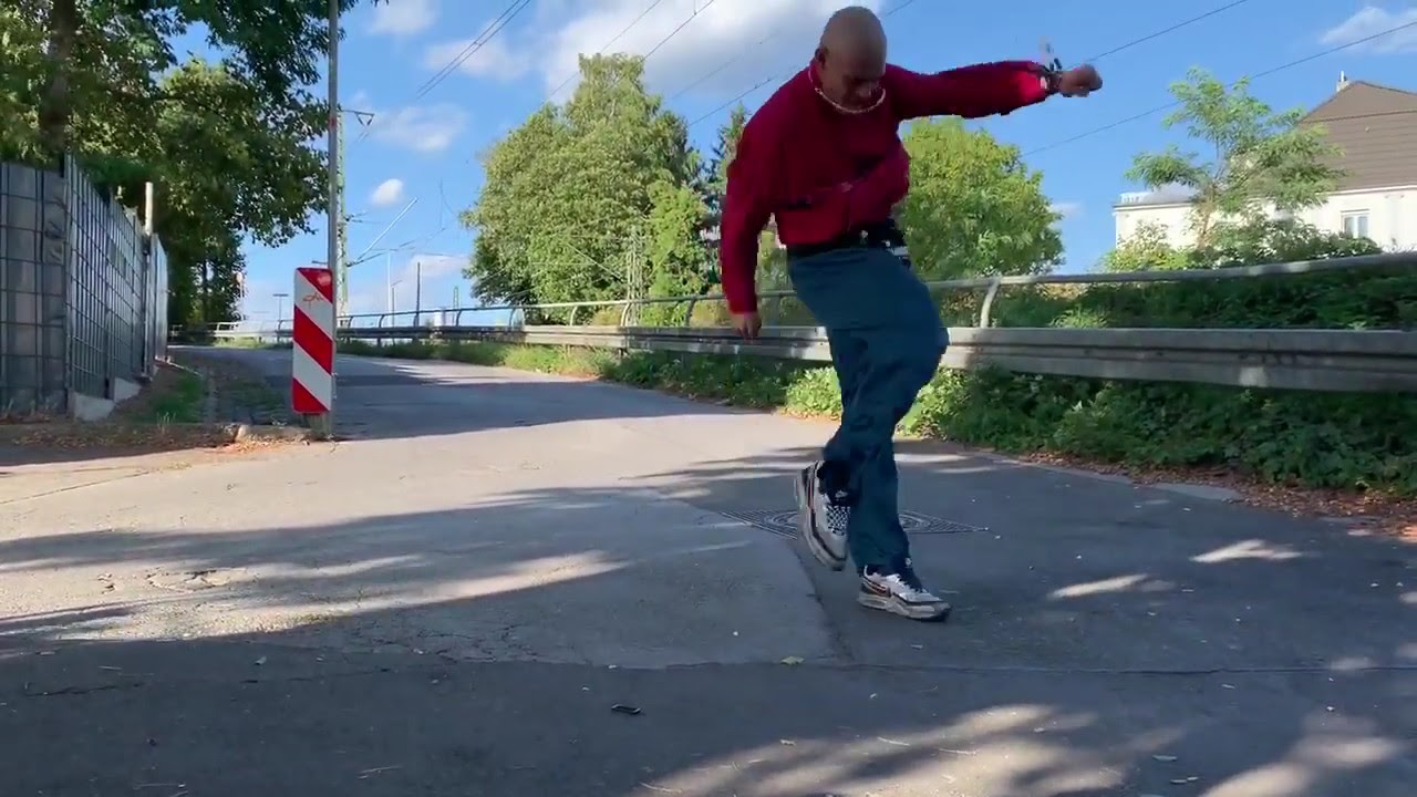 Oldschool Hakkuh Early Hakken Gabber Dance #3 - YouTube