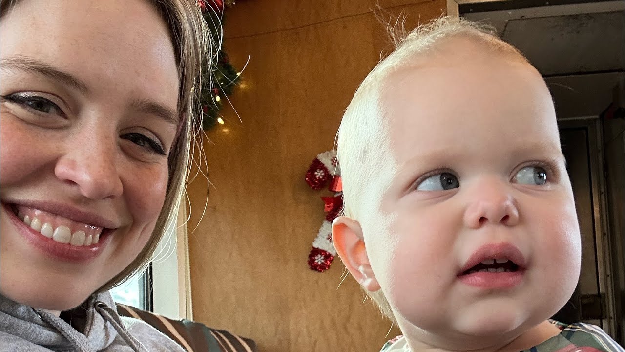 baby Emby sad again 😭 quick get the 🍓 - YouTube