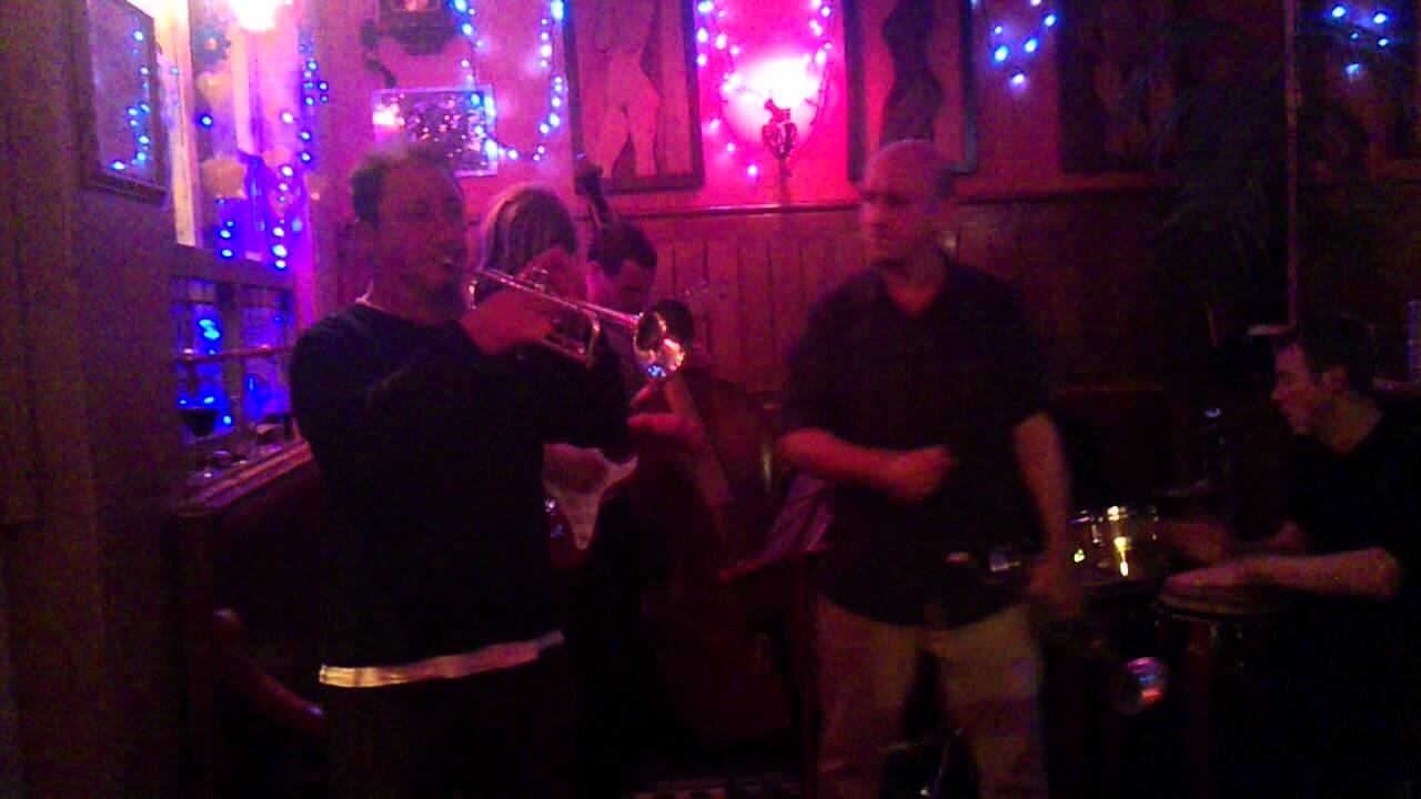 Liverpool jazz jam - The Grapes pub - YouTube