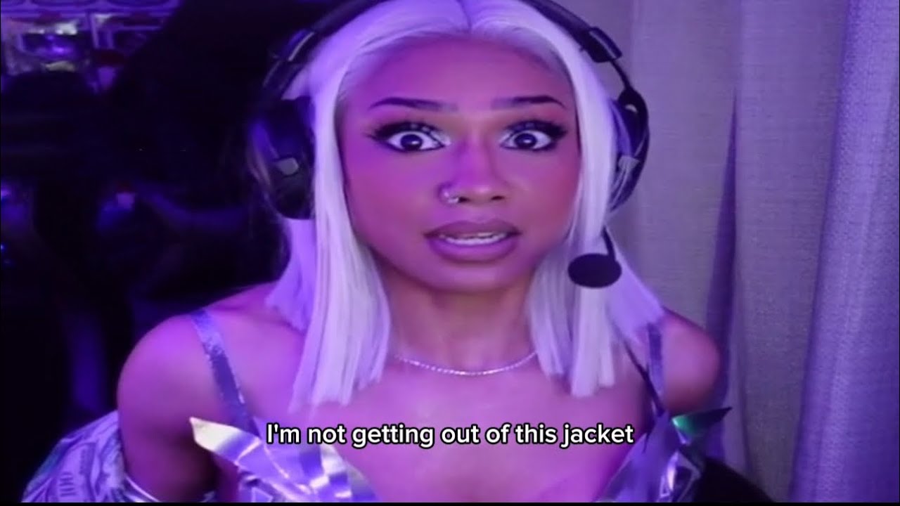 Jade Cargill |cosplay twitch stream| - YouTube