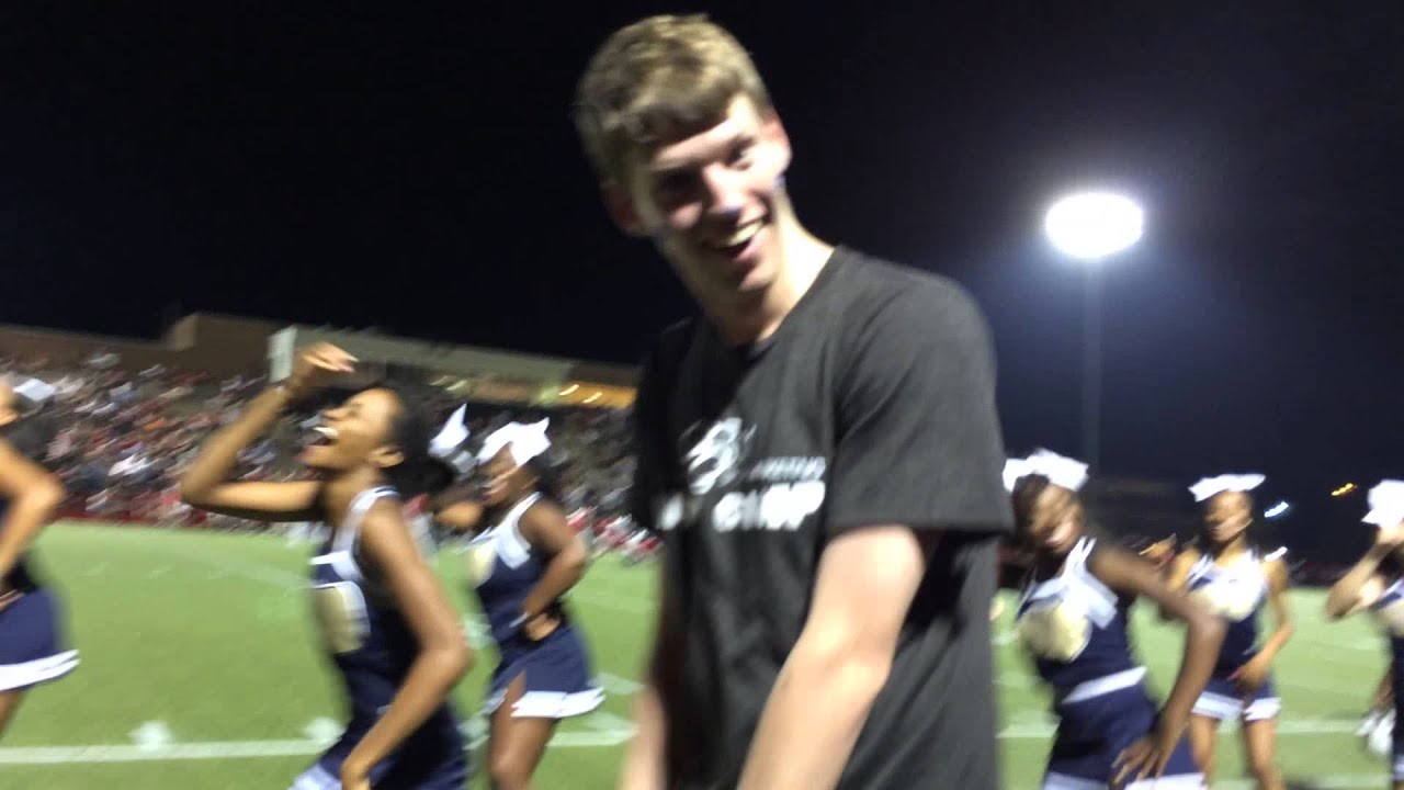Decatur High School Varsity Cheerleaders Gets A Surprise Visit By ...