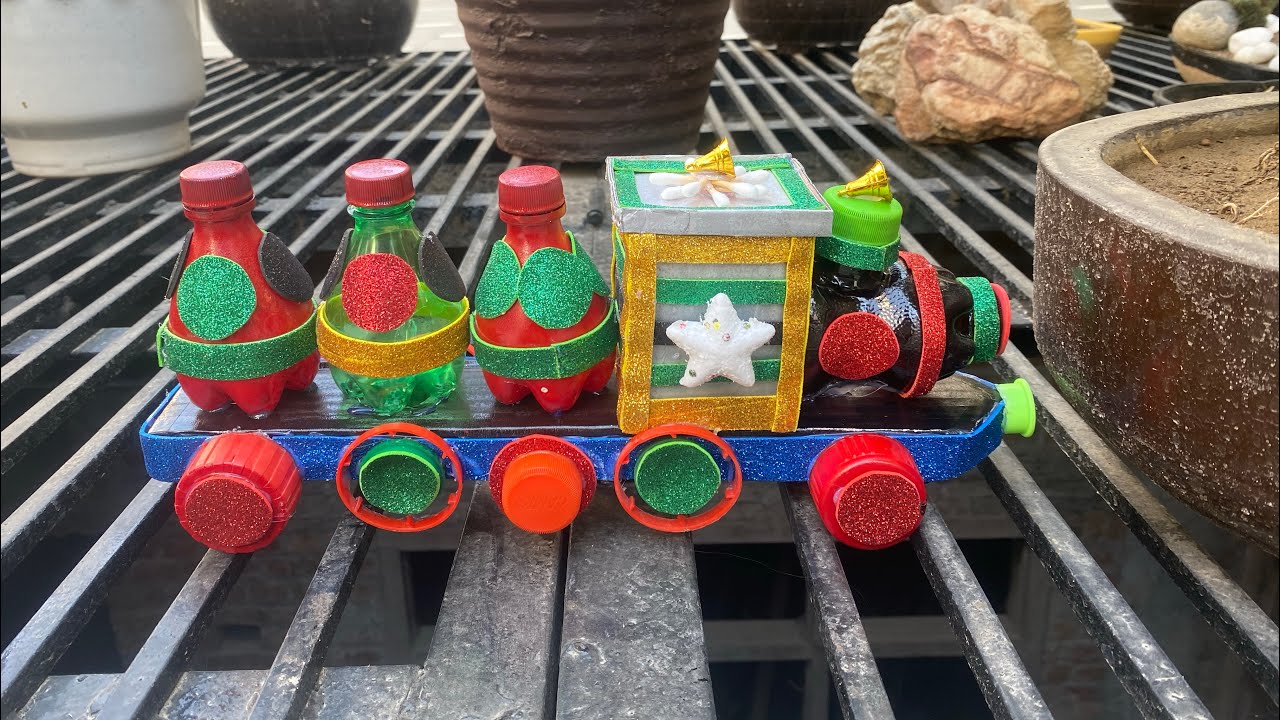 Christmas train making idea using plastic bottles #diy#youtubevideo# ...