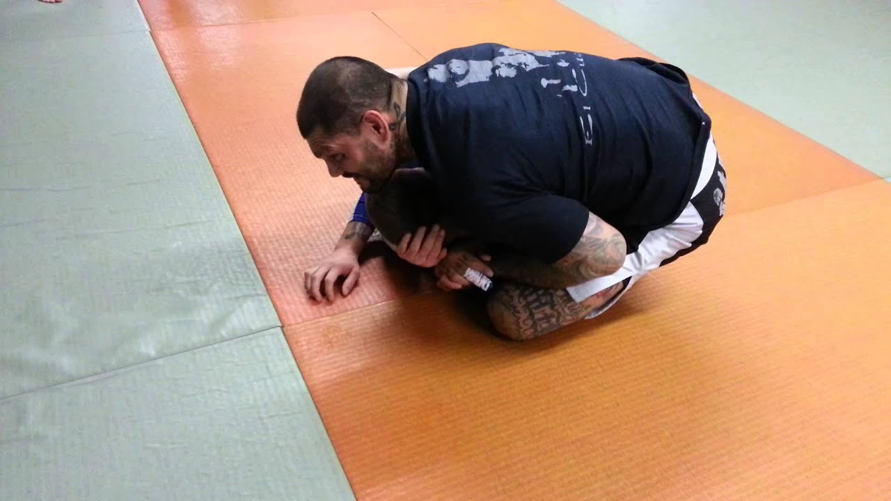 Cobra choke - YouTube