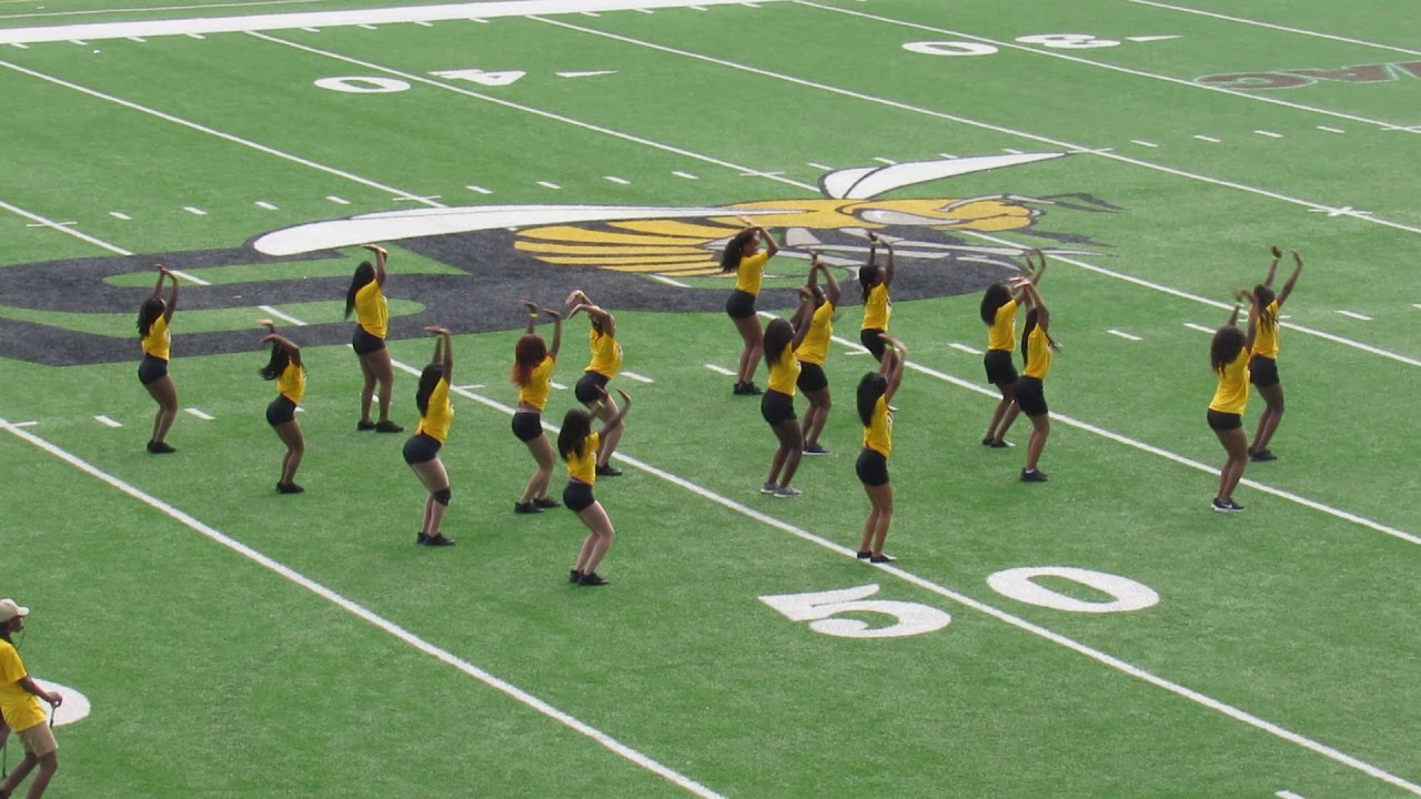 Alabama State University Summer Band (2018) Drum Majors & Dancers Intro ...