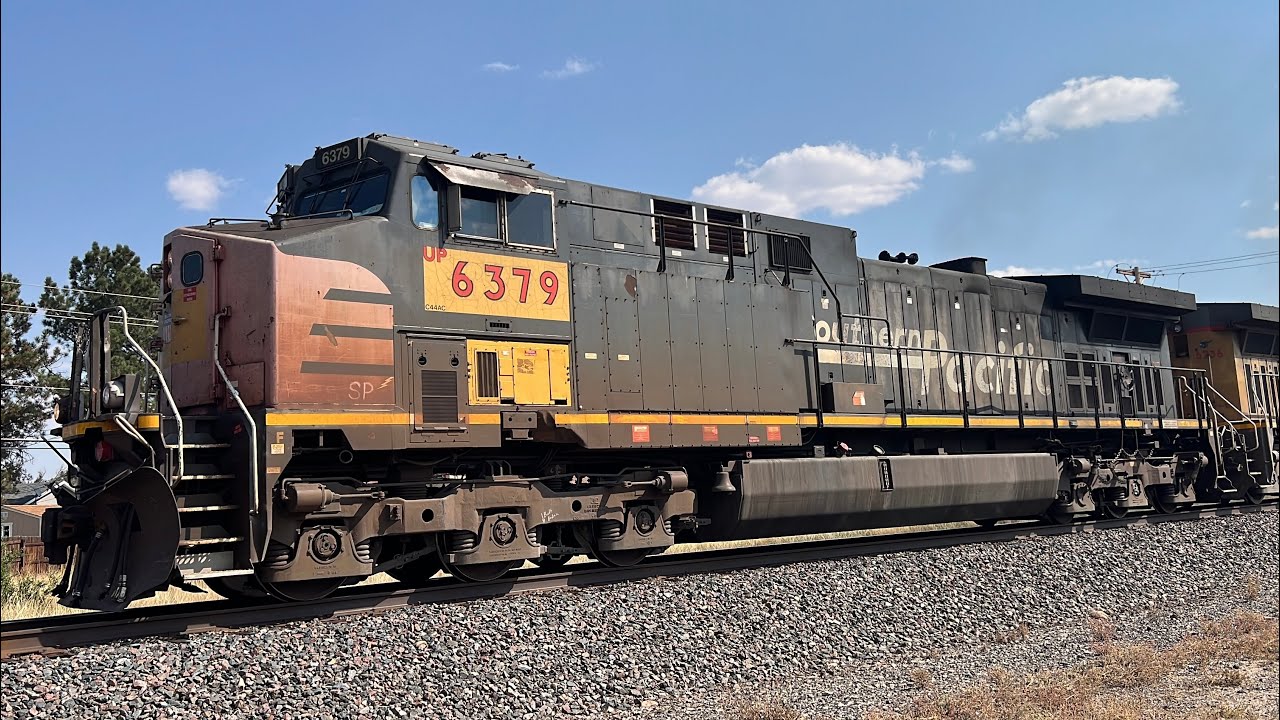 WOW!! SP 6379 Leads UP RPUDD1 10 up the Colorado Joint Line!! 10-10 ...