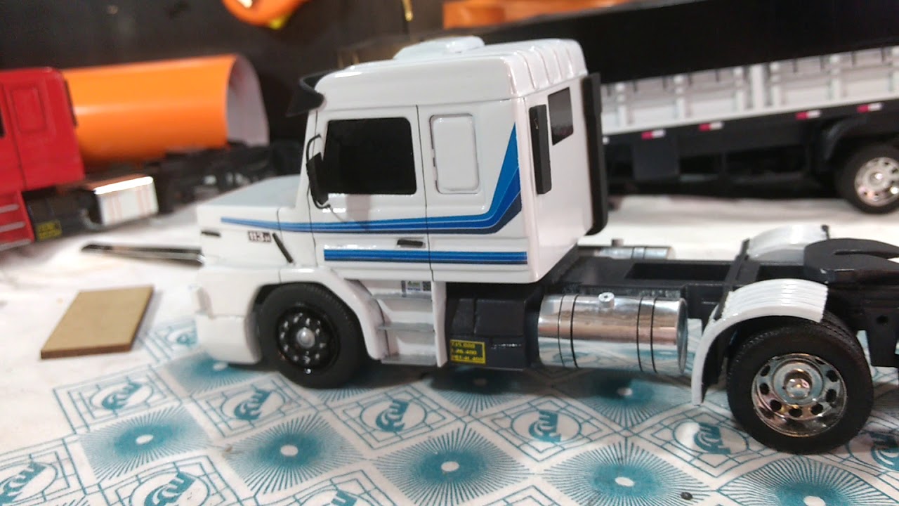 Miniatura Scania 1/32 - YouTube