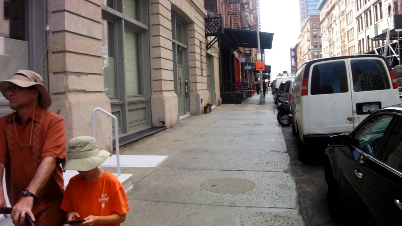 20 North Moore Tribeca....where John Kennedy jr used to live - YouTube