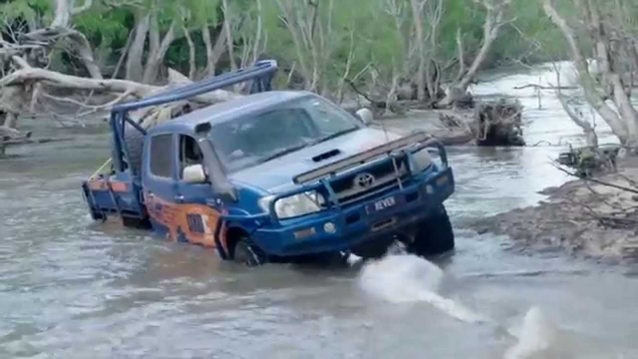 Drowning the Hilux! - YouTube