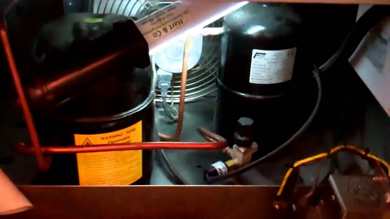 Display chiller failure - YouTube