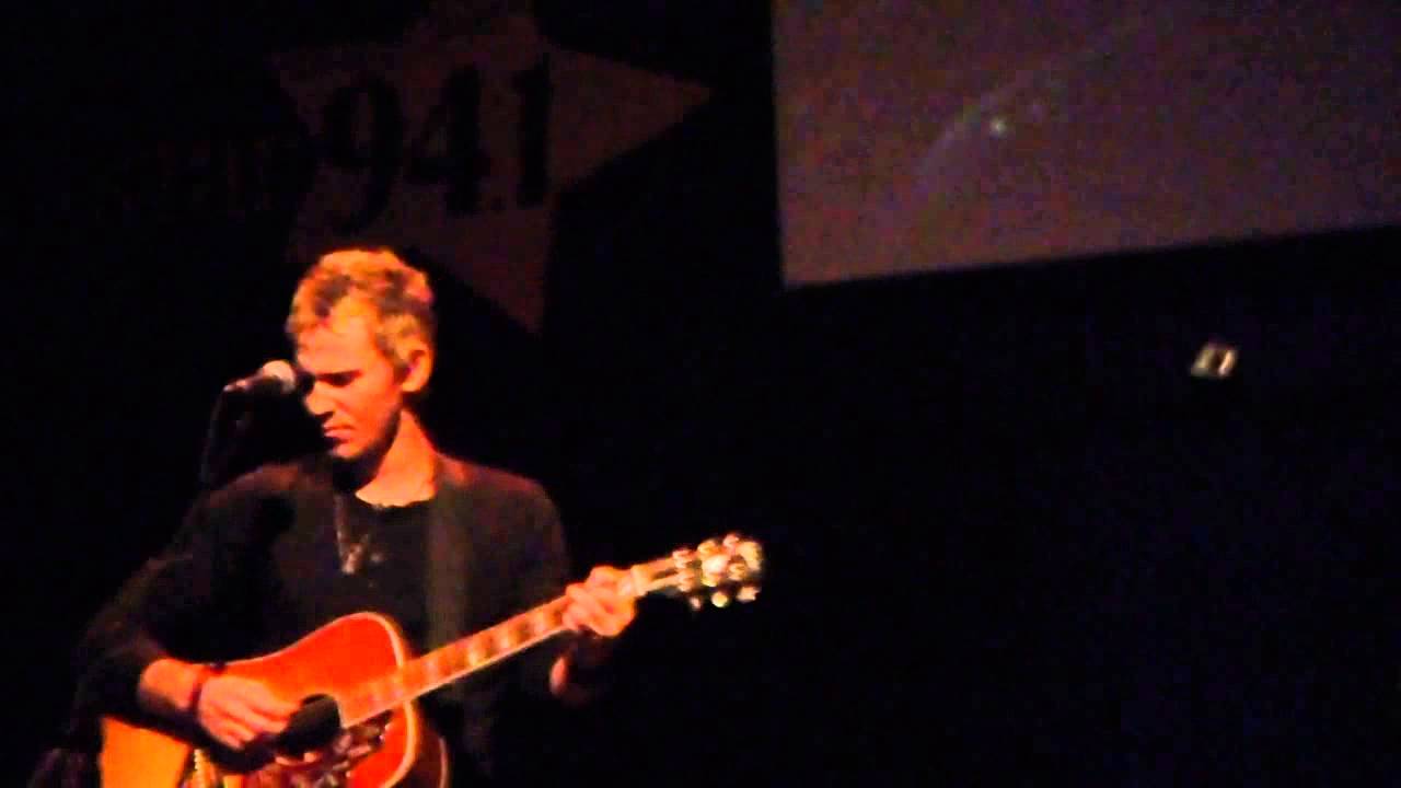 Lifehouse - Storm (acoustic live) - YouTube