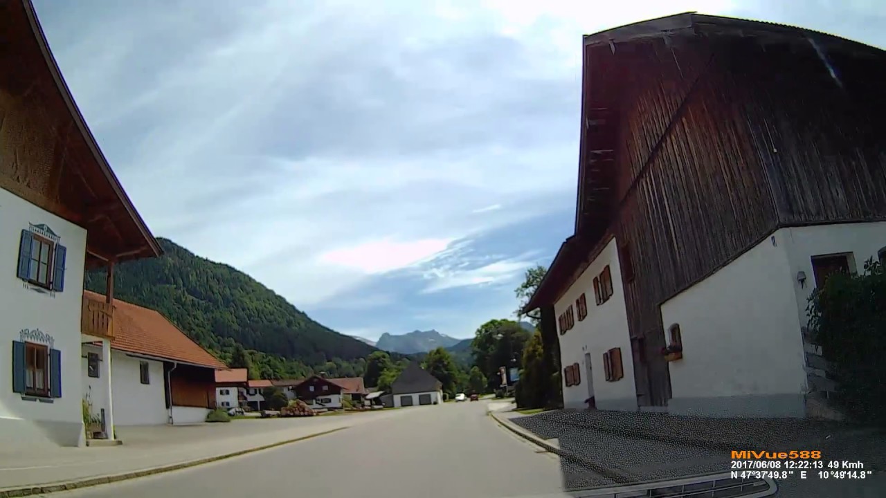 D: Gemeinde Halblech. Landkreis Ostallgäu. Ortsdurchfahrt. Juni 2017 ...