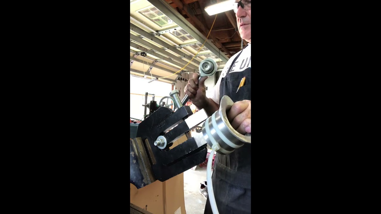 Rivet Squeezer- metal working tool - YouTube