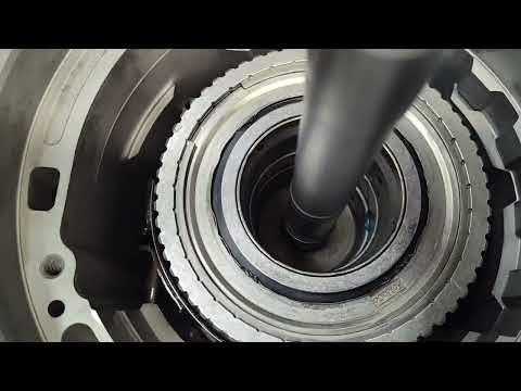 Assembling a High Performance Ford AOD Transmission Part 2 of 3 - YouTube