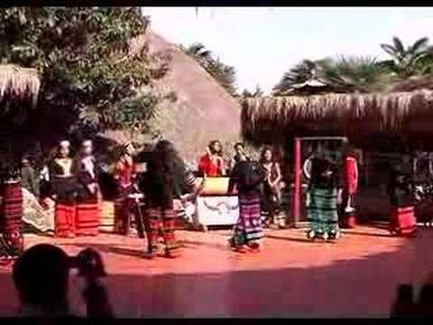 Sway long hair dance by Wa people (Wa tribe, YunNan, China) - YouTube