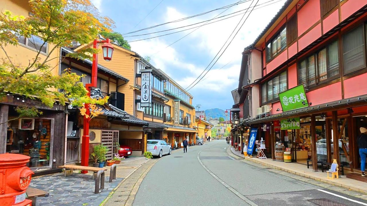 [Beautiful town] A beautiful hot spring town with over 1,300 years of ...