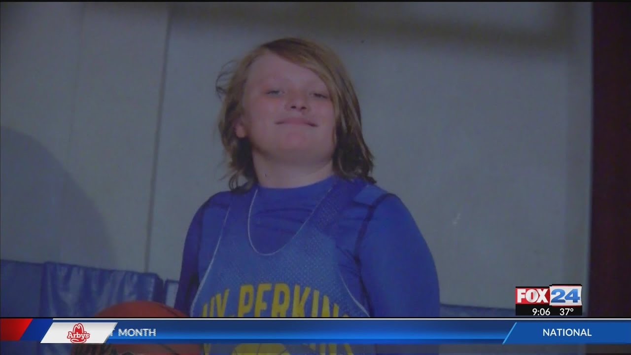 Mom claims school paddling left son with severe bruises KFTA - YouTube