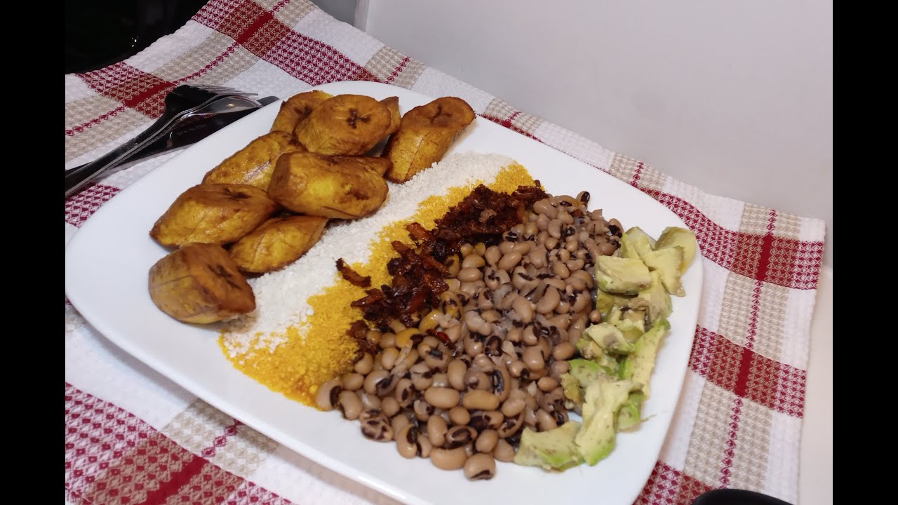 HOW TO PREPARE GARI AND BEANS WITH RIPPED PLANTAIN - YouTube