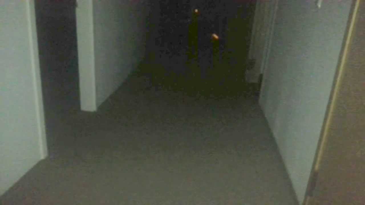 Creepy Empty Office - YouTube