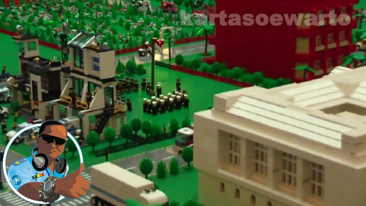 Jakarta Old City Lego - 2010 (Trumpet Concerto) - YouTube