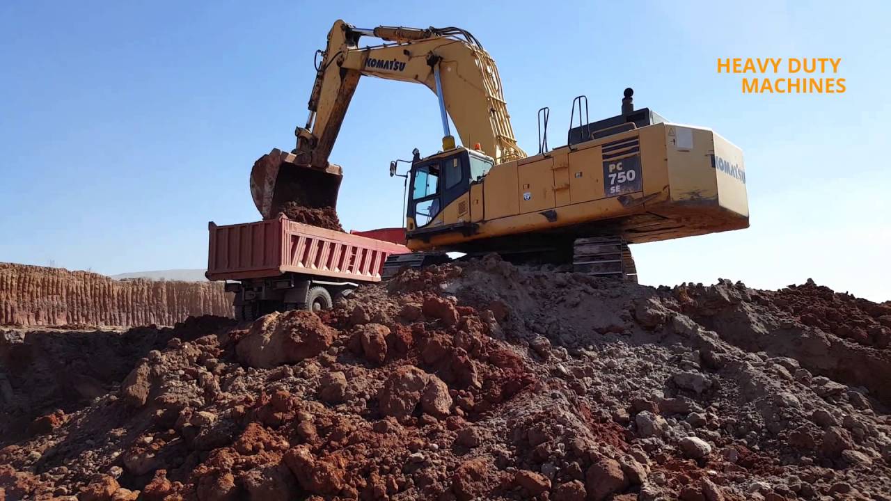 KOMATSU PC 750 SE awesome machine loading trucks - YouTube