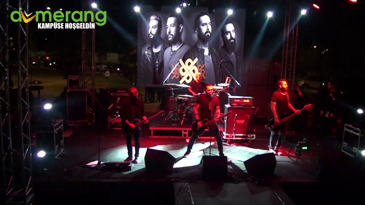 Dümerang Kampüse Hoşgeldin Etkinlikleri - Pera Band Konseri - YouTube