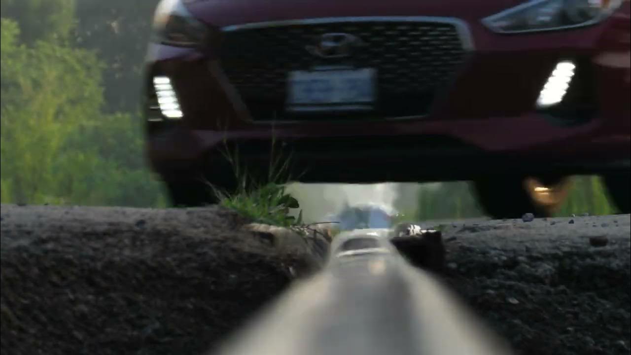 Objects disappearing bottom up without any curvature - YouTube