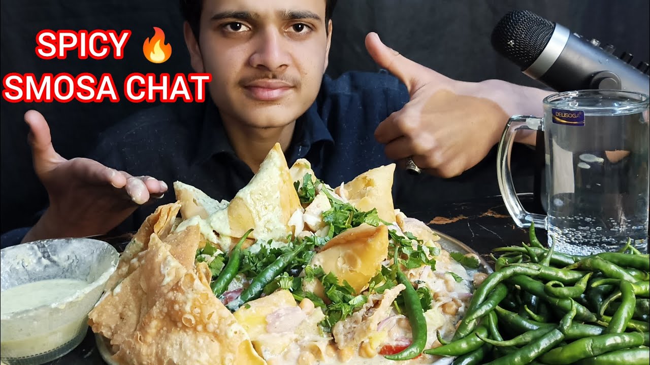 ASMR ; EATING SPICY SMOSA CHAT WITH A LOT OF GREEN CHILLI | SMOSA CHAT ...