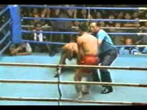 Boxing in the nuts - YouTube