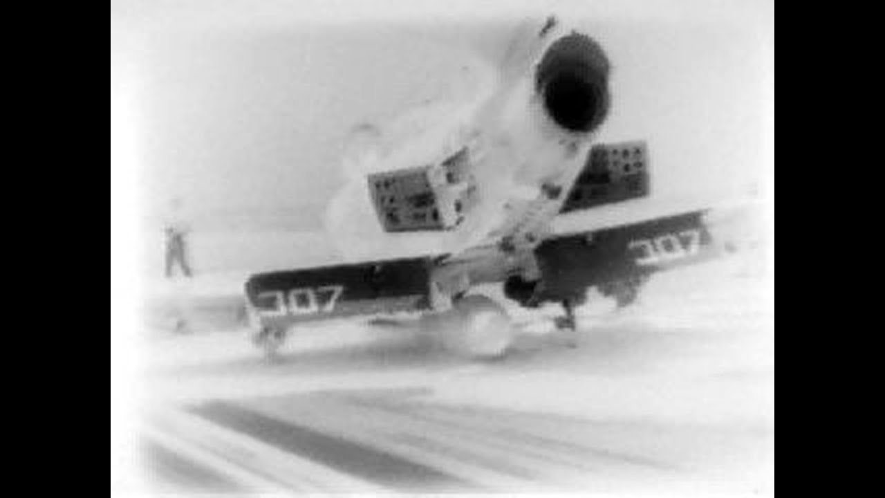 A 4F Gear Up Landing - YouTube