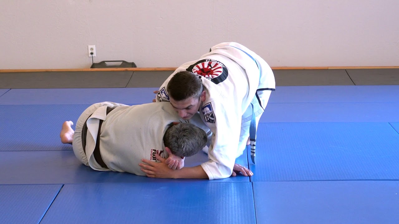 Ronin Jiu-Jitsu | Arm Triangle from Side Control by Joseph Velasquez ...