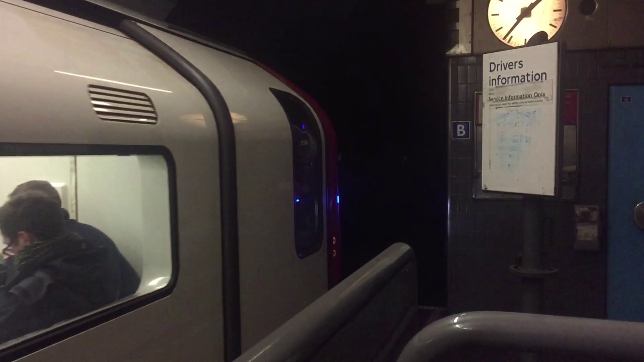 Victoria Line Underground Tube Departs Euston - YouTube