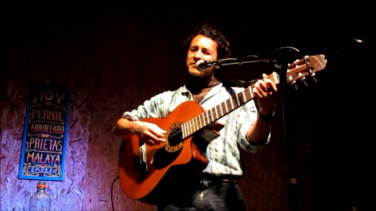 Angelo Escobar - Volver a los 18 - YouTube